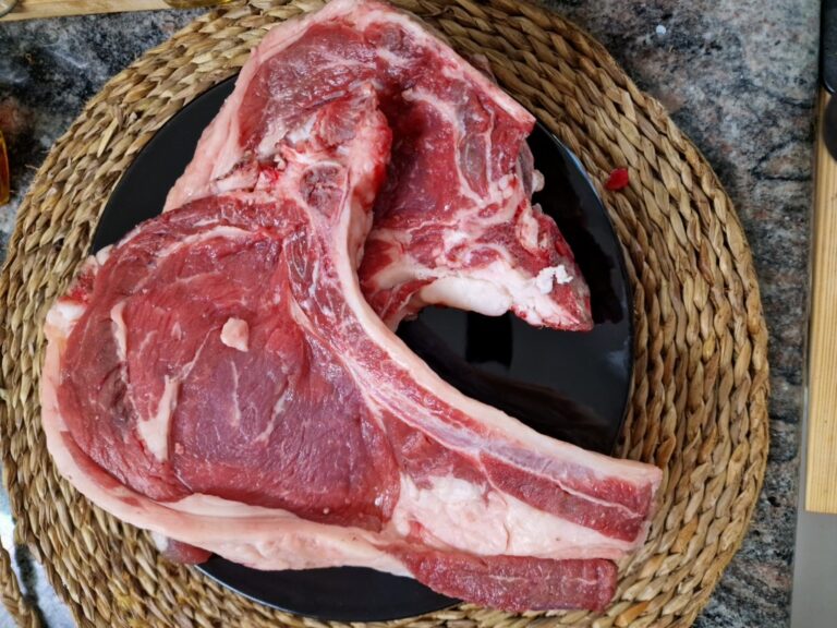 Tomahawk, qué es y cómo cocinarlo en el horno – Cocimaniacos